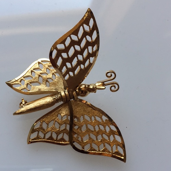 Vintage | Jewelry | Hinged Wings Butterfly Brooch | Poshmark